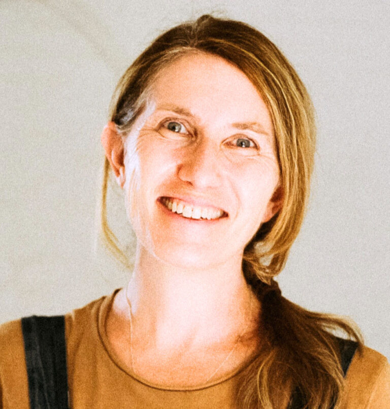 Simone Davies – My Freedom Ends Where Yours Begins: Teaching Our ...